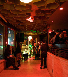bar - Discover Victoria BC, International city of adventure.